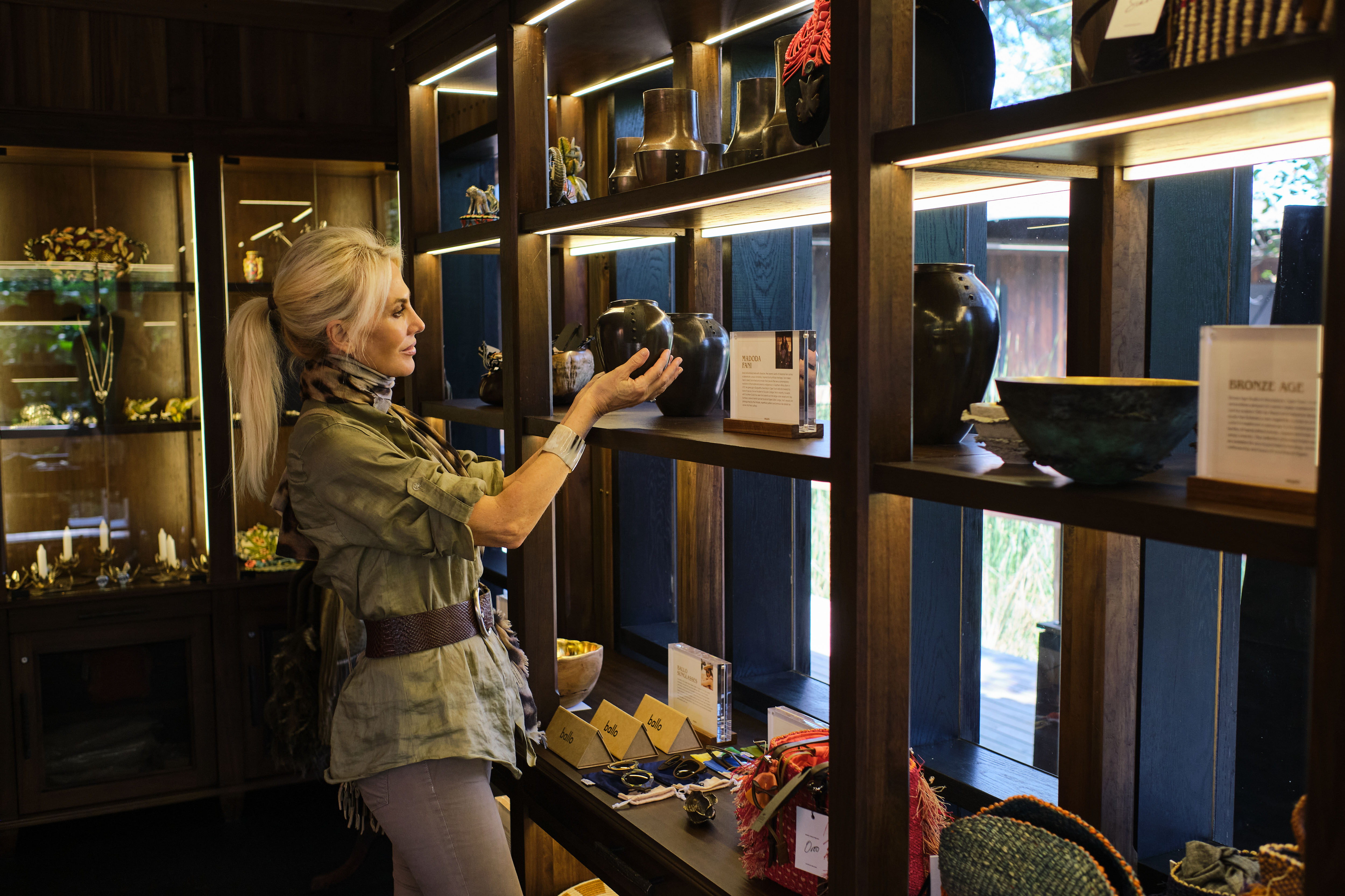 The Xigera Shop, Xigera Safari Lodge, Botswana