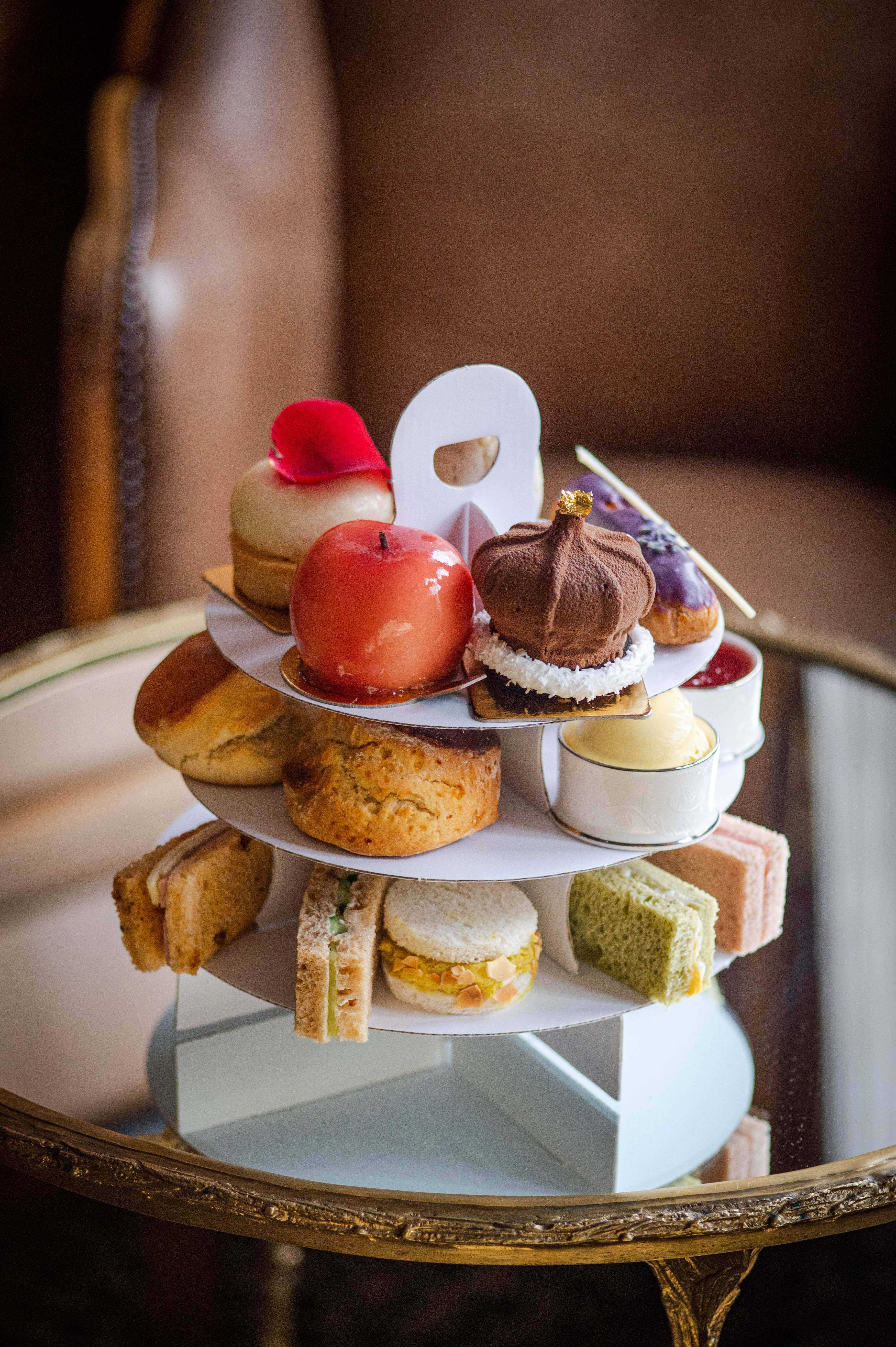 Buckingham Palace Afternoon Tea in Central London, The Rubens at the Palace