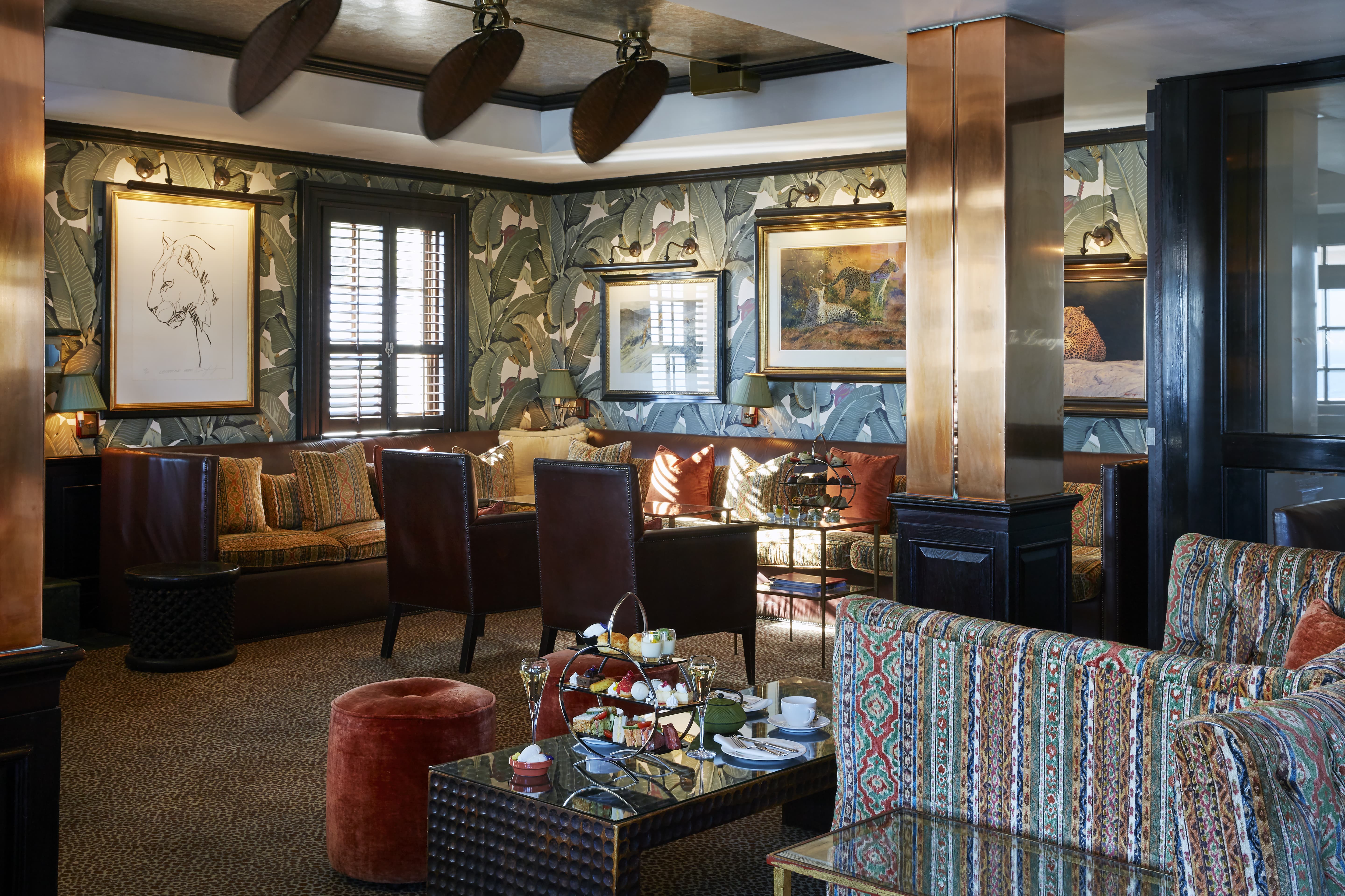 The Leopard Bar: Sundowners with Ocean Views